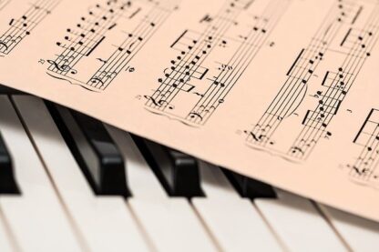 Why is it best to choose a major scale for writing a melody - How to ...